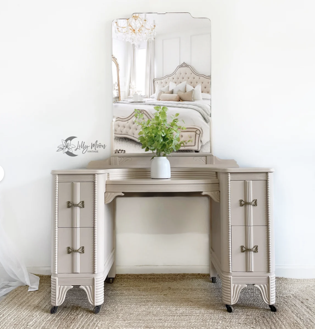 Opulent- Moonlight – Lilly Moon Paint